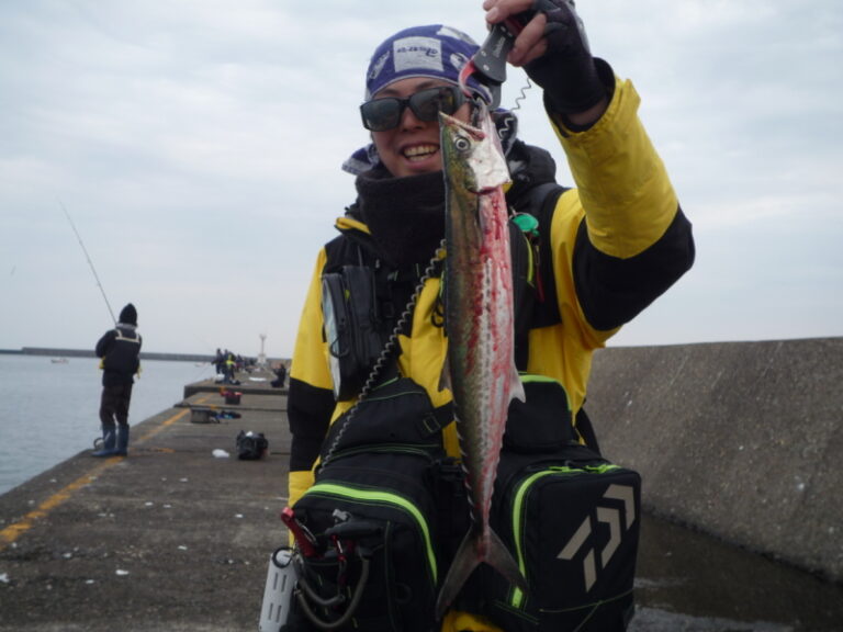 本日の釣果｜NPO法人 ハッピーフィッシング[新潟東港第2東防波堤の釣り]｜NPO法人ハッピーフィッシング